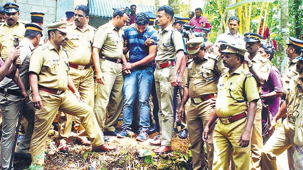 Amboori Rakhi murder case: Akhil taken to crime spot; people throw ...