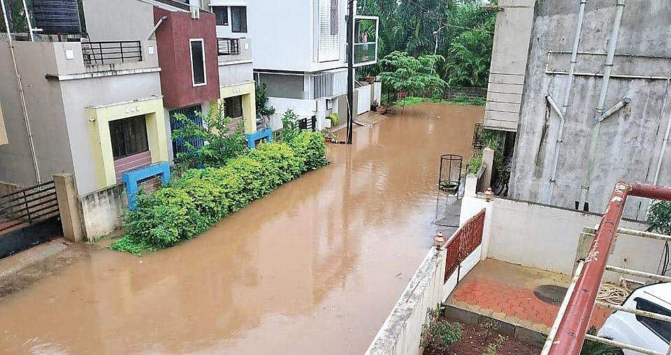 Incessant rain hits life in Belagavi city