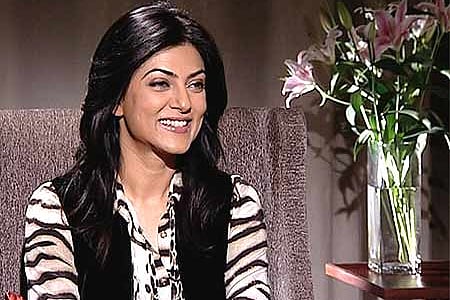 WATCH | Sushmita Sen takes up 'bottle cap challenge' with family