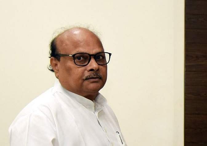 Reveal Vanpic facts: TDP leader Yanamala to CM Jagan