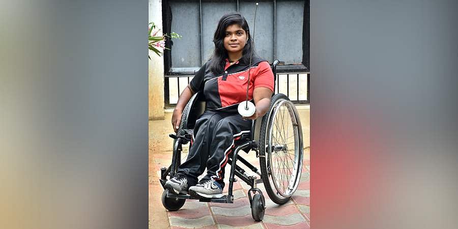 Wheelchair-bound Tamil Nadu fencer with iron will wins gold in national ...