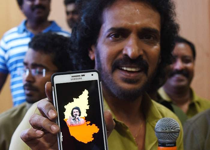 Happy birthday Upendra: Check out some rare photos of the 'Buddhivantha ...