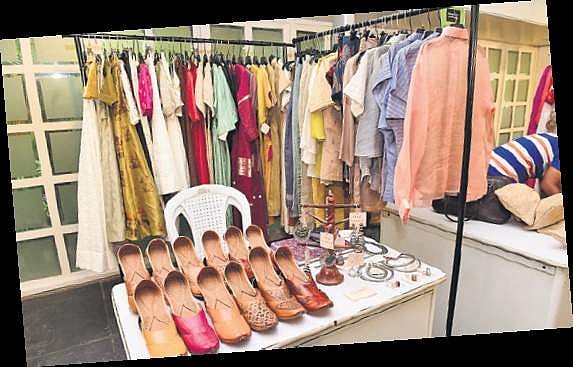 Pre-festive exhibit for your last-minute shopping