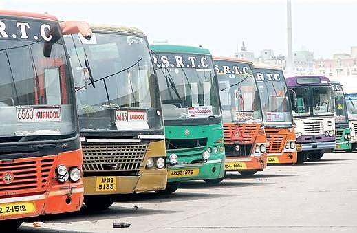 Border residents bear the brunt due to lack of RTC buses to Tamil Nadu