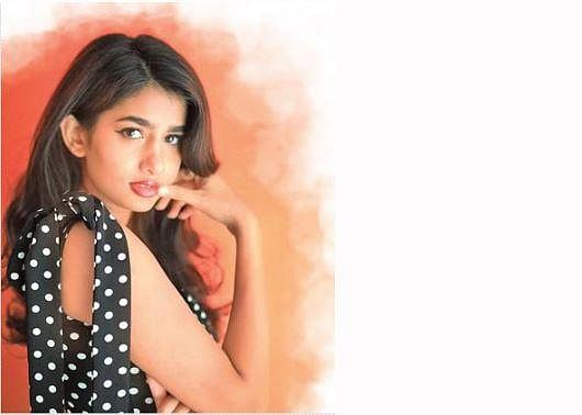 Fresh face Anjali Anish to enter tinsel town with 'Padavi Poorva'