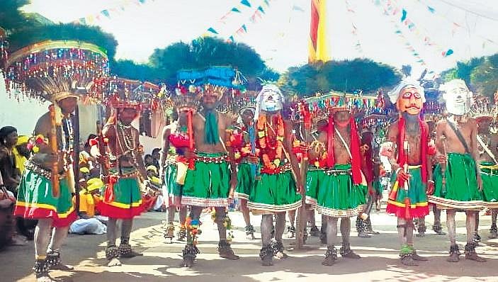 Back to the roots: Adilabad tribals begin Dandari-Gussadi celebrations