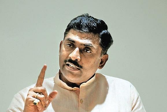 BJP general secretary Muralidhar Rao sees 25 glitches in Dharani portal