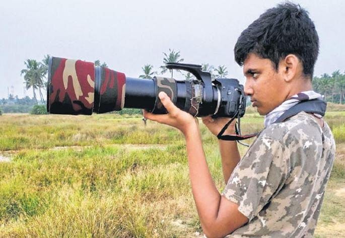 This young photographer breaks age stereotype