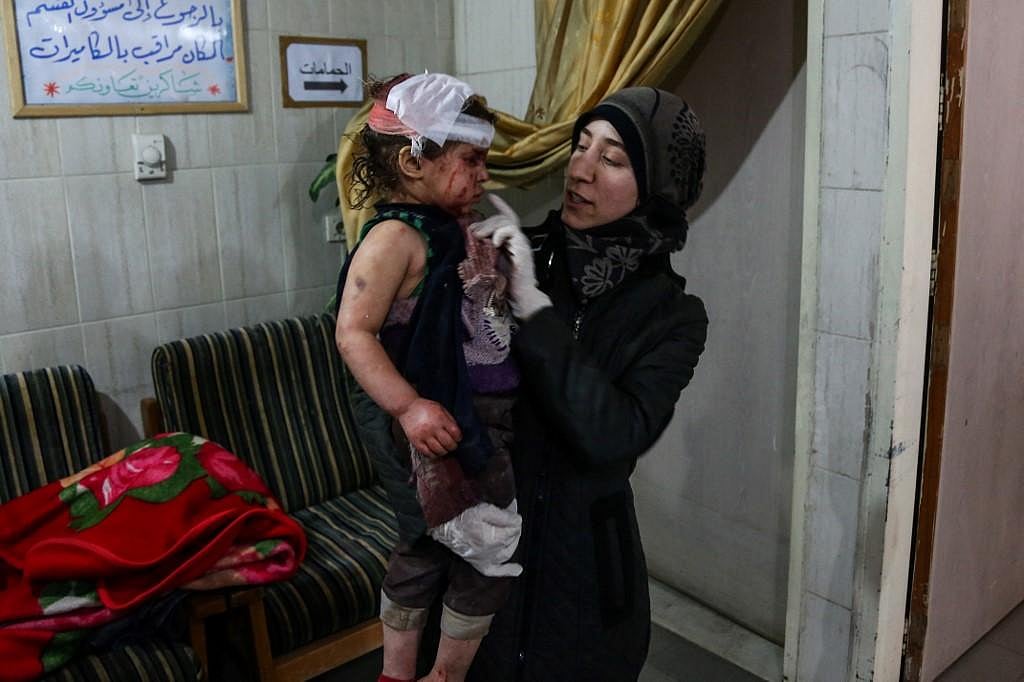 Syria's hero doctor steps reluctantly into Oscars limelight
