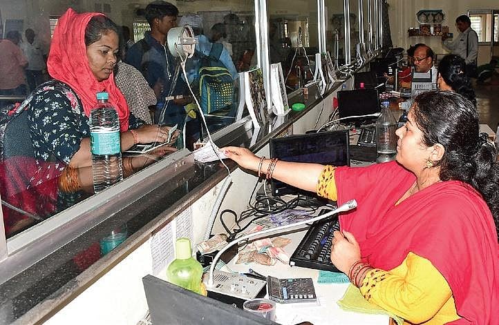 Small railway stations to have ticket booking agents