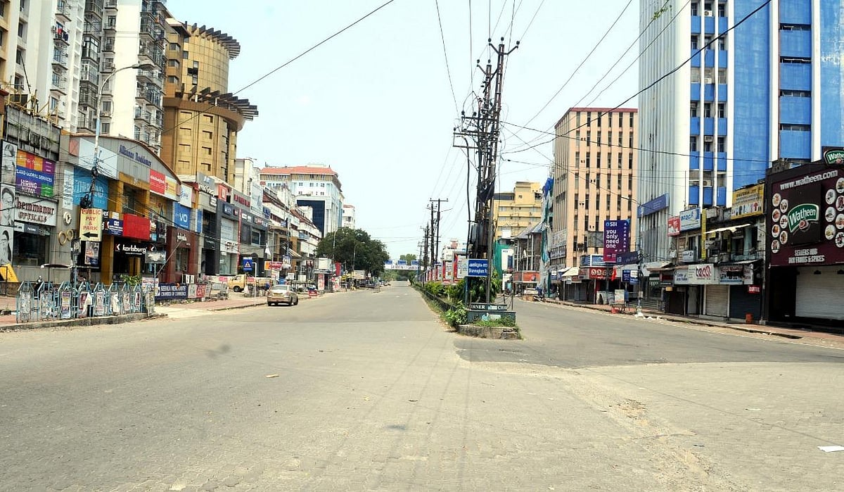 Fliers on Dubai-Kochi flight in panic after fourth passenger tests positive