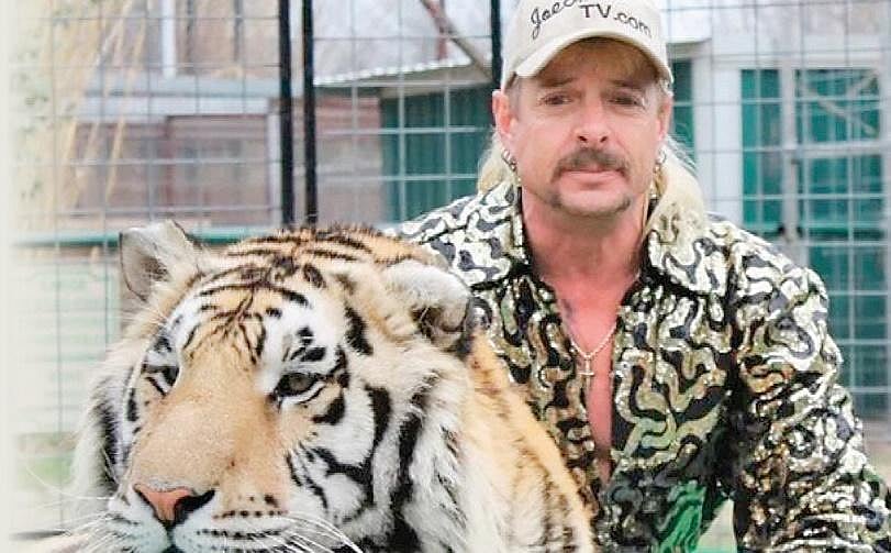 'Tiger King' star Jeff Lowe accused of inhumane treatment