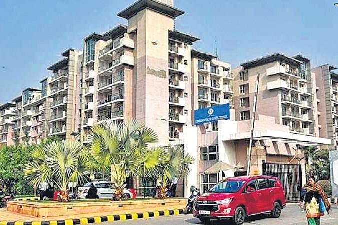 In desperate bid to sell CWG flats, Delhi Development Authority slashes ...
