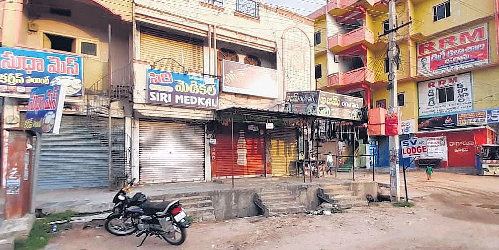 Jangaon shops to open from 9 am to 3 pm