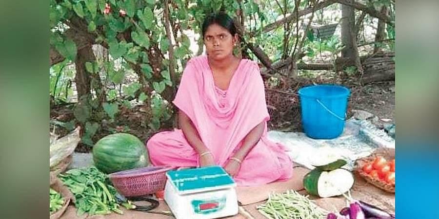 Forced to sell vegetables,archer seeks govt support