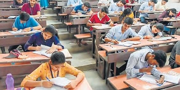 Consider students appearing for SSC supplementary exams as ‘regular’: HC