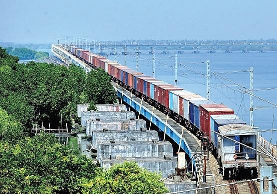 Vallarpadam rail link gets a new life