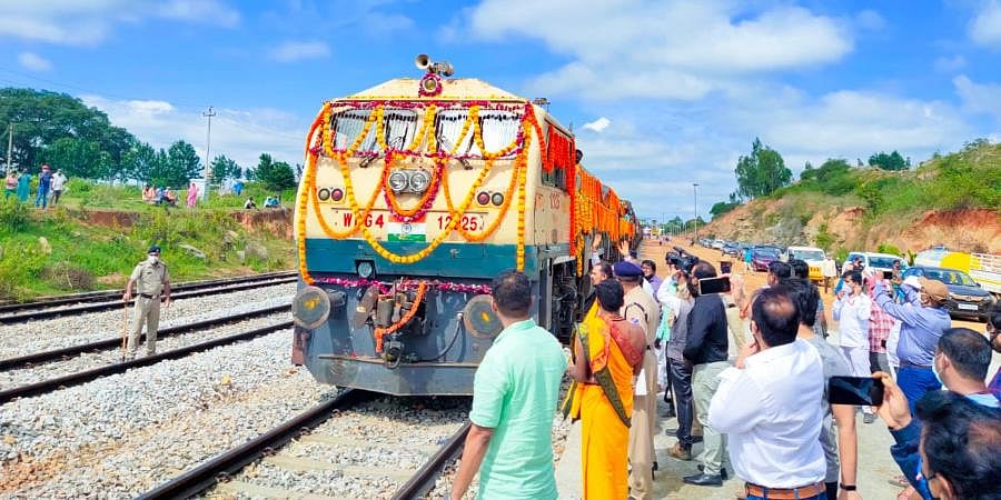 Karnataka’s first RO-RO train chugs off from Nelamangala