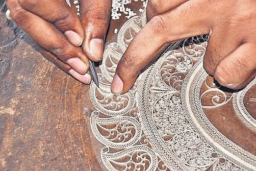 Coronavirus robs Cuttack’s filigree artisans of their livelihood