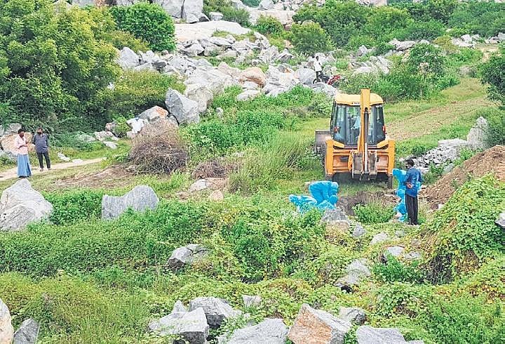 Villupuram: Locals refuse burial, nearby villagers come to rescue