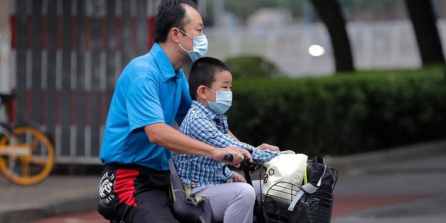 The eyes don't have it: Masks upset classroom communication