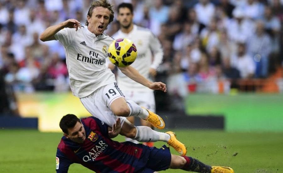Luka Modric compares Leo Messi dilemma to Cristiano Ronaldo's exit ...