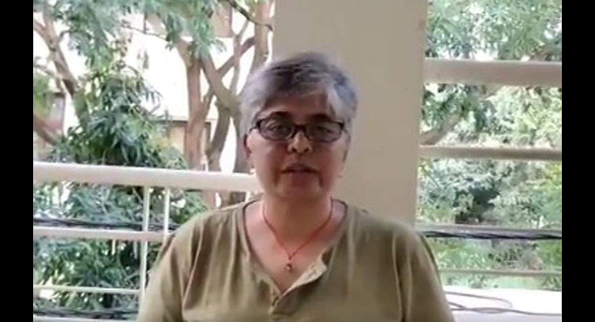 FIR filed against Congress leader Kavitha Reddy for attacking actress