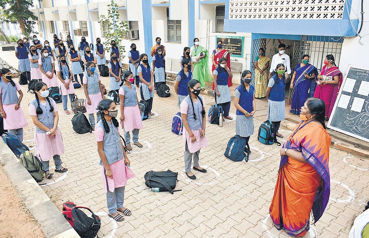 Schools reopen for classes 10 & 12; mixed turnout recorded across TN