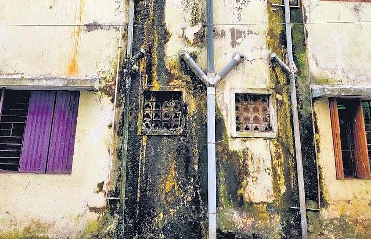 Bad infrastructure raises a stink in Perumbakkam