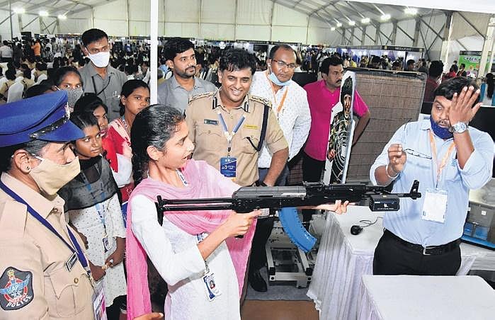 Andhra Pradesh police ink pacts with APSSDC, IIDT on day 2 of State ...