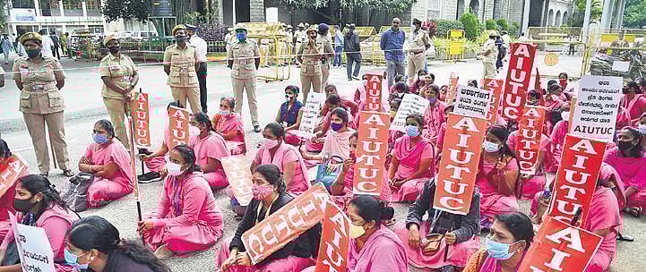 ASHA workers protest over dues