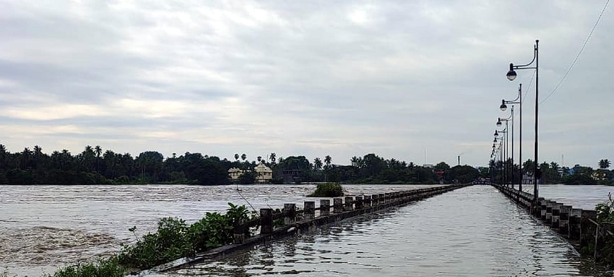 Bridge across Sankarabarani on Puducherry-Villupuram National Highway ...