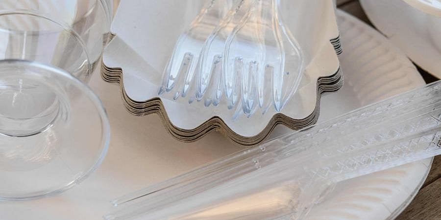 England plans ban on single-use plastic plates, cutlery