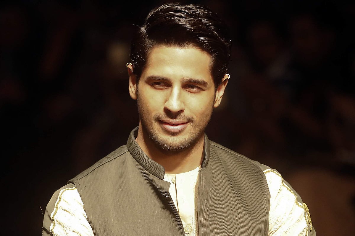 Sidharth Malhotra shares his fond memories with cast of 'Mission Majnu'