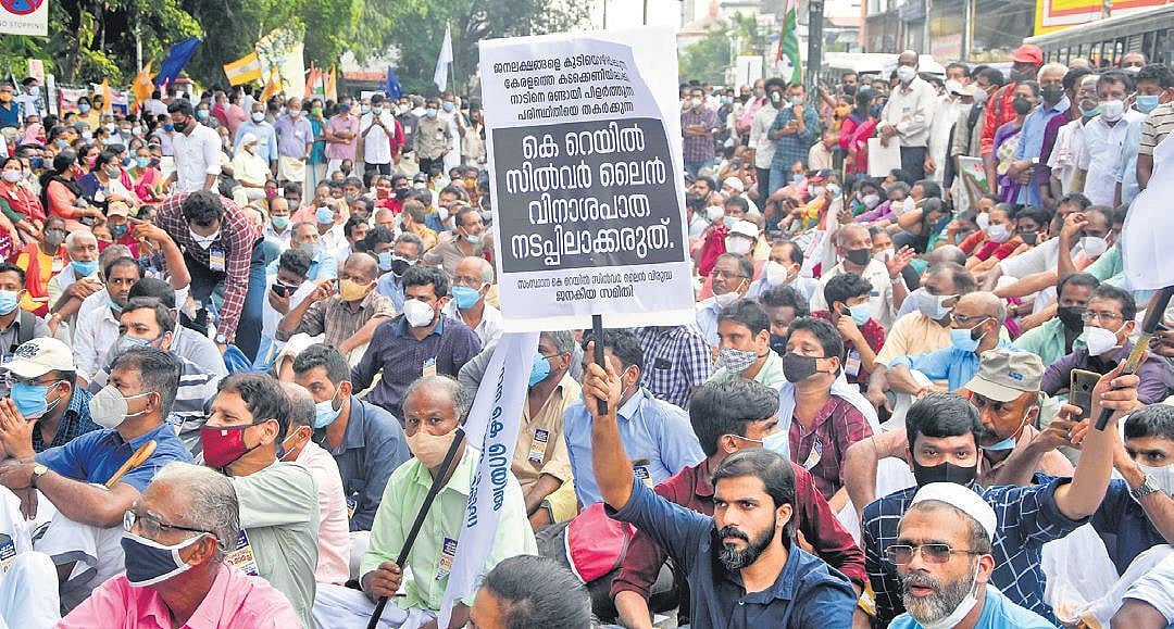 Protests mount in Kerala against SilverLine project, police start ...