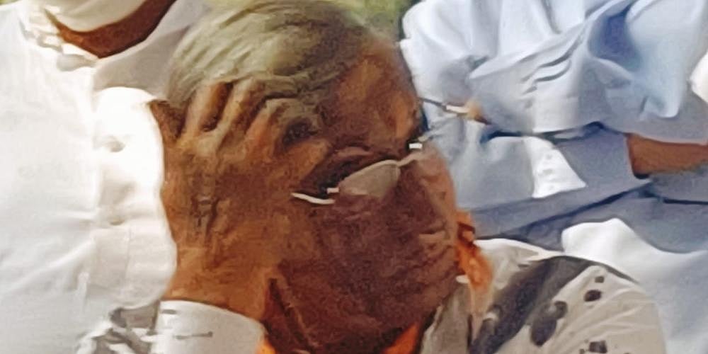 Maharashtra Ekikaran Samiti leader Deepak Dalvi's face blackened in ...