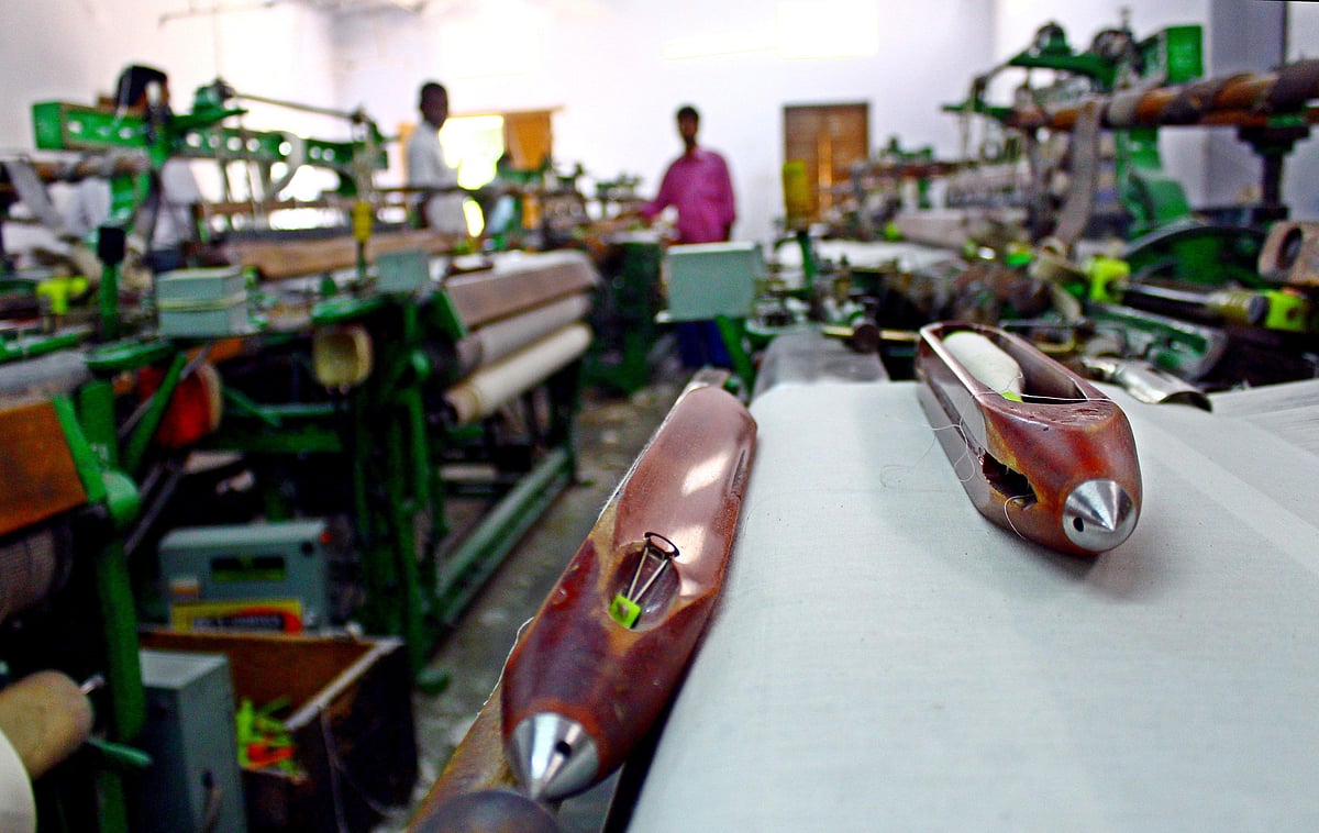 Assam’s ban on ‘Mekhela Sador’ spooks power loom sector in Surat