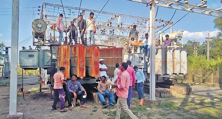 Politics over power leaves Mancherial's Chennur in darkness