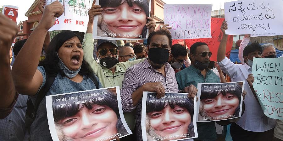 Disha Ravi's arrest: Ramachandra Guha hits out at Centre, many groups ...