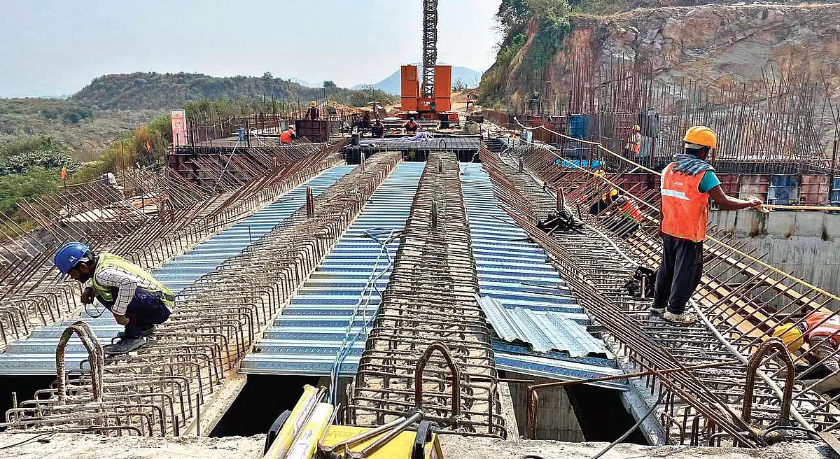 Girders installed for Polavaram spillway bridge in record time