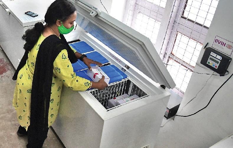 Those who missed vaccine shot get jabs in second round