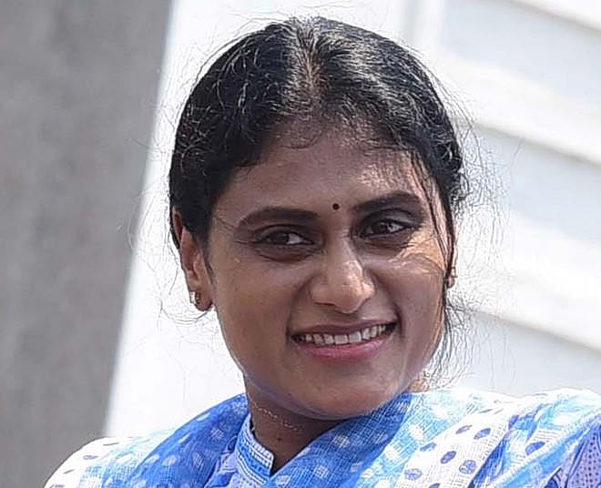 YS Sharmila all set for political entry in Telangana?