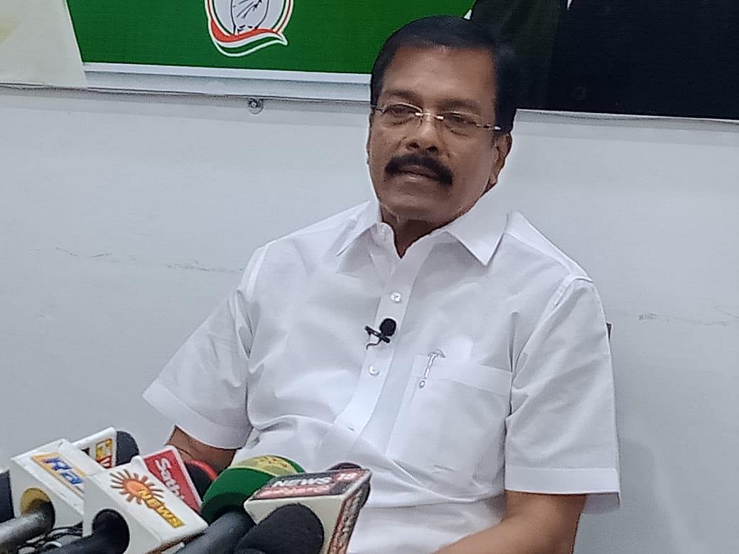 Jolt to Congress as four-time minister Valsaraj opts out of Puducherry ...