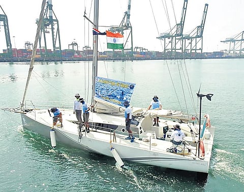 Navy flags off sailing expedition