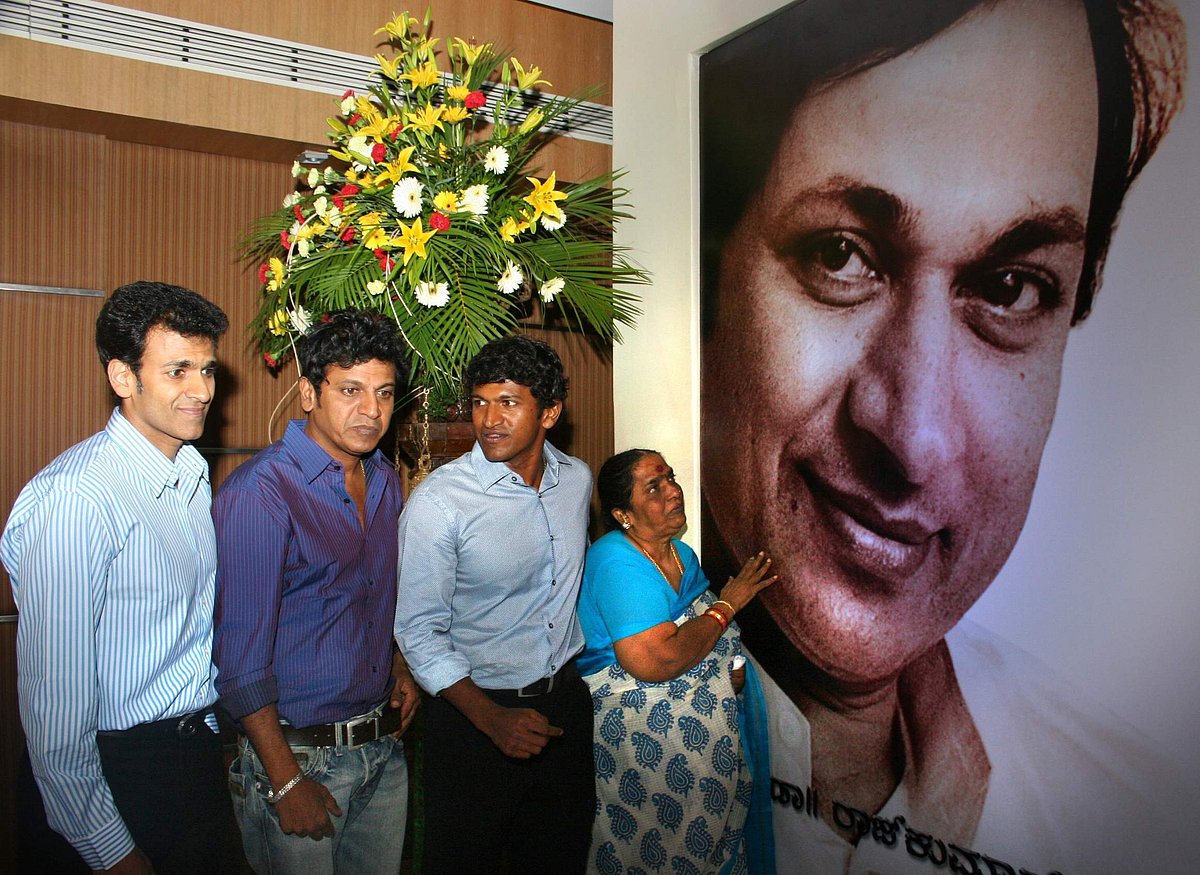 Actor Shiva Rajkumar follows in father's footsteps by pledging to ...