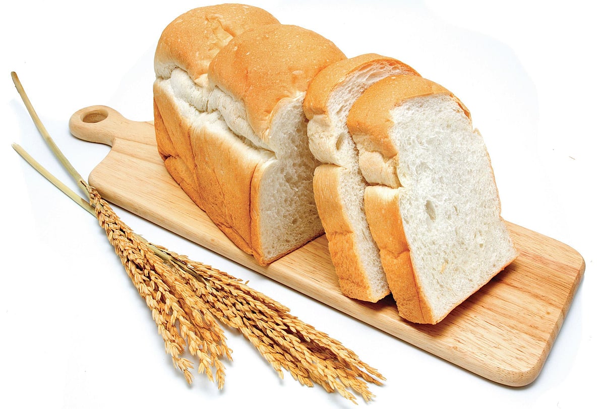 Regular intake of few slices of white bread increases risk of heart ...