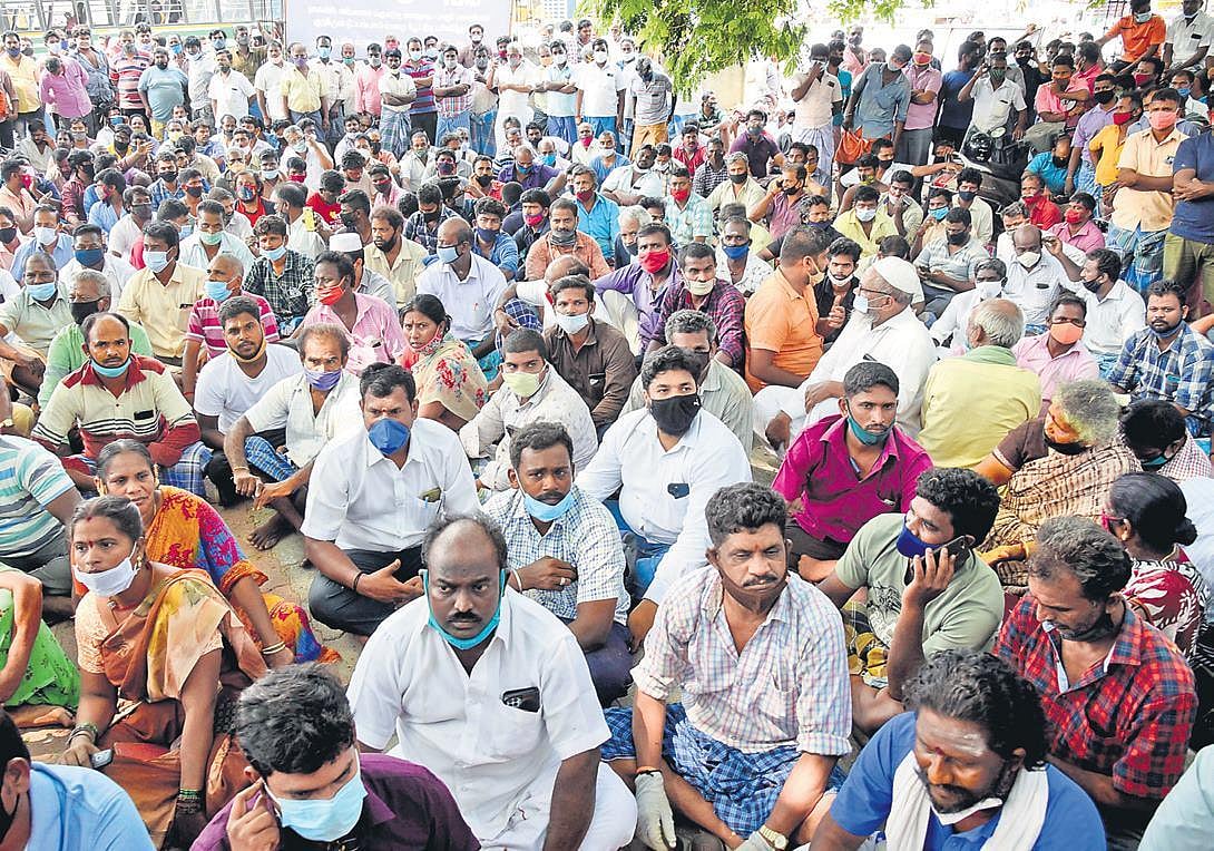 Koyambedu retail traders awaiting official communication