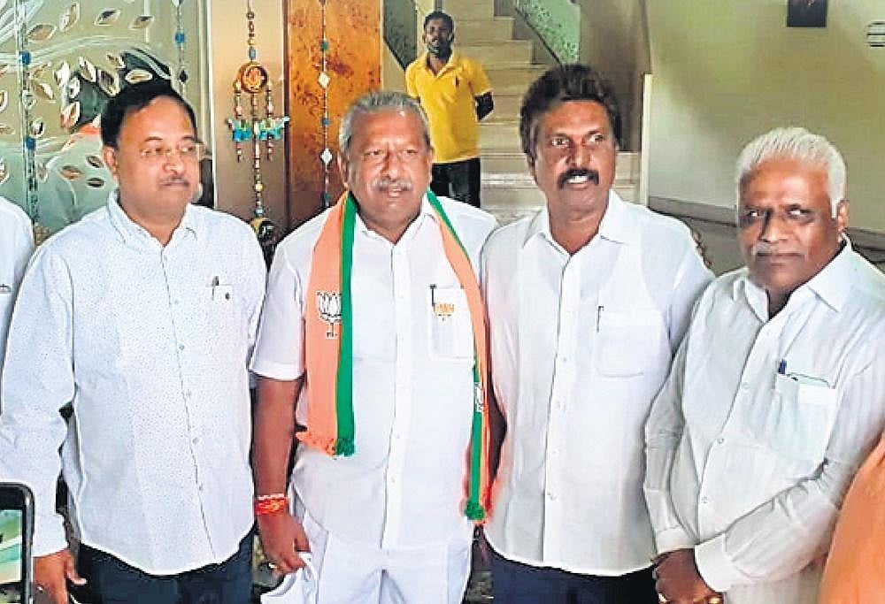 3 Jarkiholi bros unite to take on sibling in Belagavi