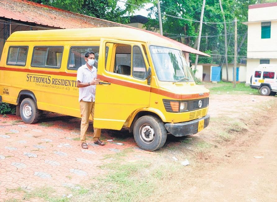 Contract carriages, cabs to take Covid patients to hospitals