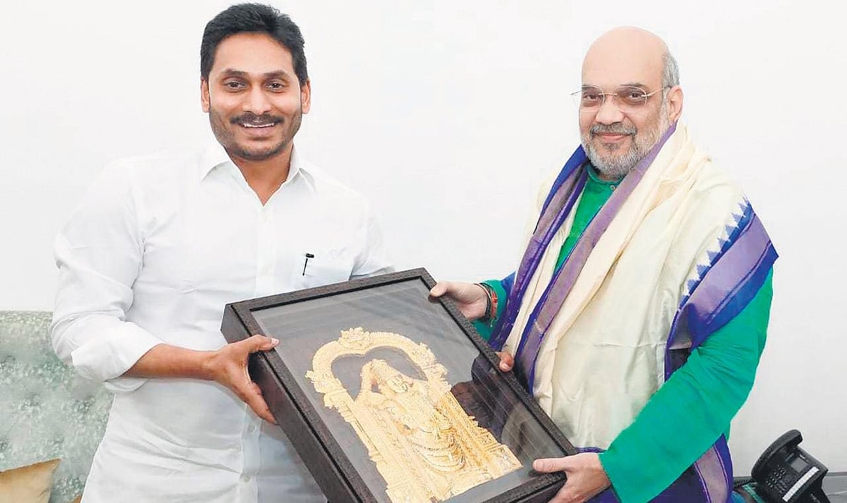 Andhra Pradesh CM meets Amit Shah, seeks approval for HC in Kurnool